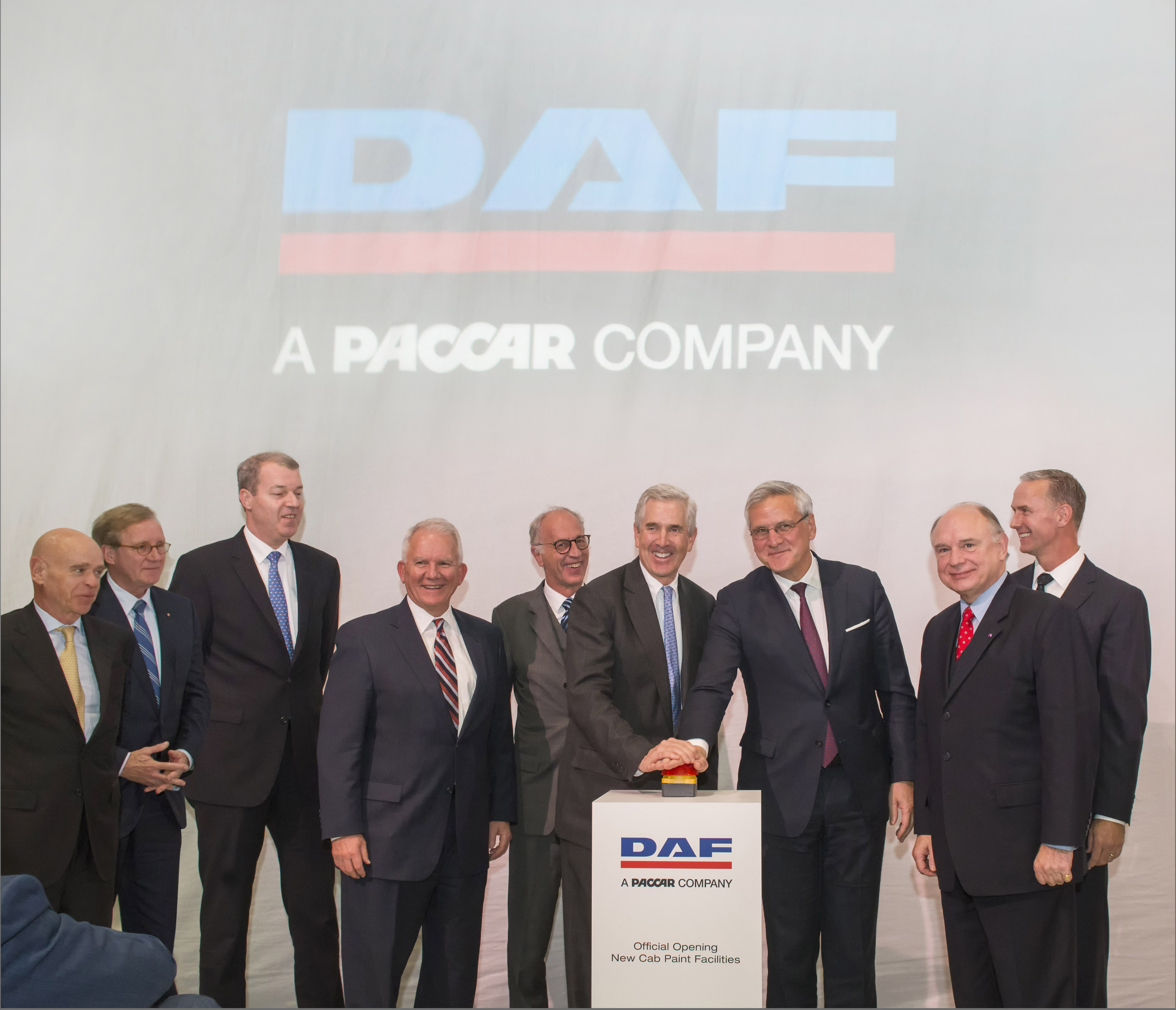 DAF Opens State of the Art New Cab Paint Facility in Westerlo - DAF ...