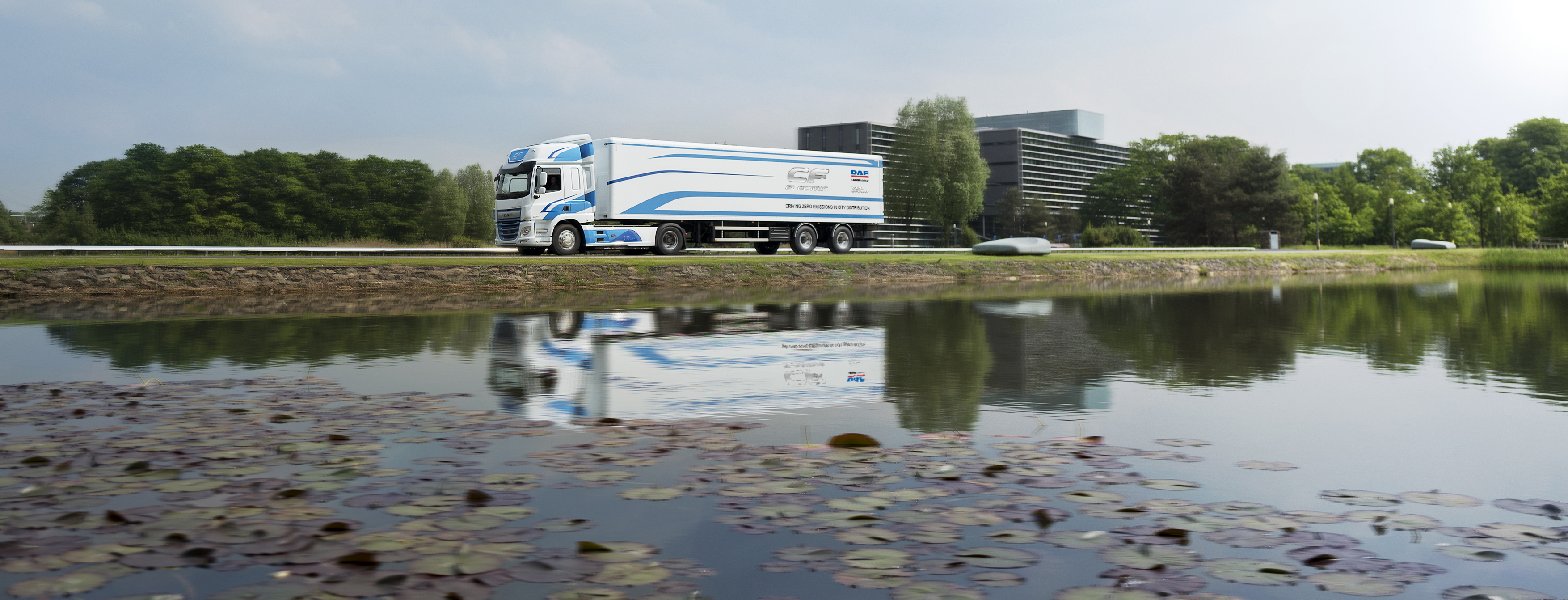 DAF partners with VDL Groep for fully electric CF truck - DAF Trucks N.V.
