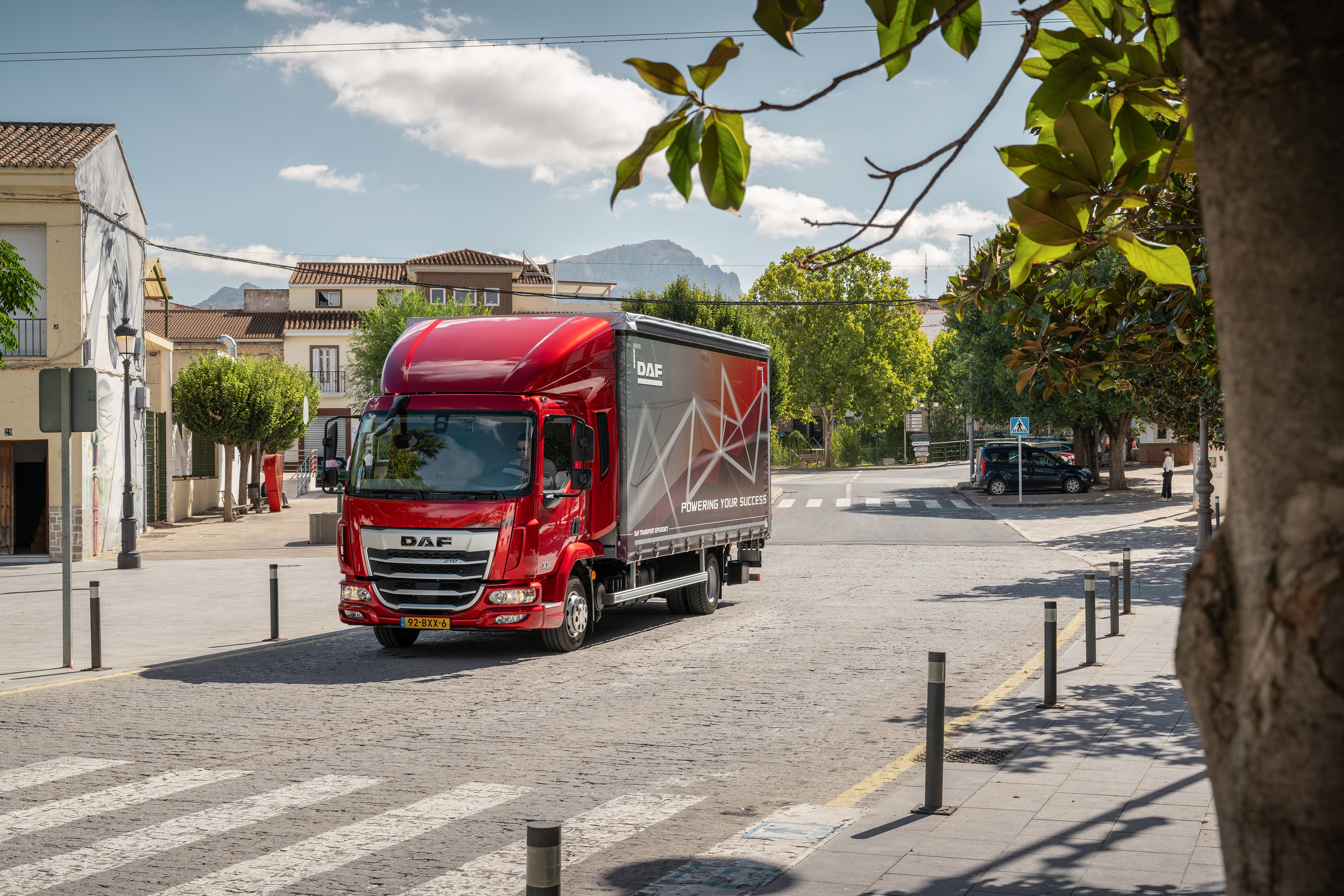 DAF XB series named ‘Best Truck’ at Fleet News Awards - DAF Trucks N.V.