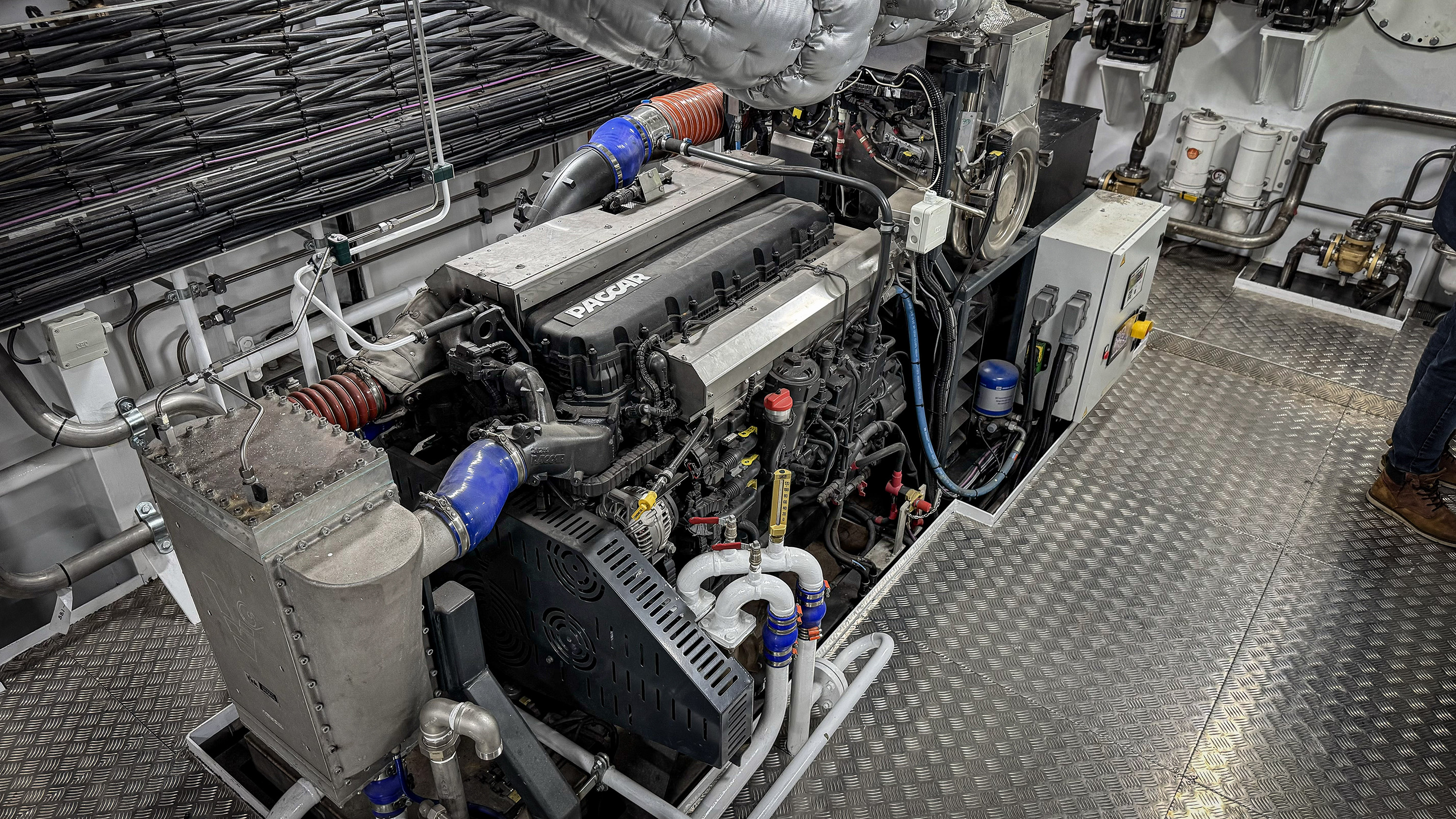 PACCAR MX-13 engines power revolutionary ship - DAF Trucks N.V.
