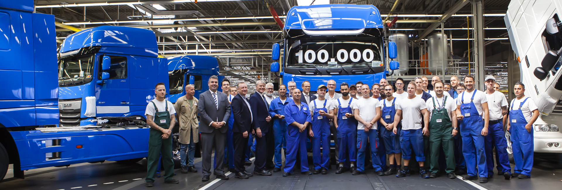 100000th new DAF CF and XF - DAF Trucks N.V.