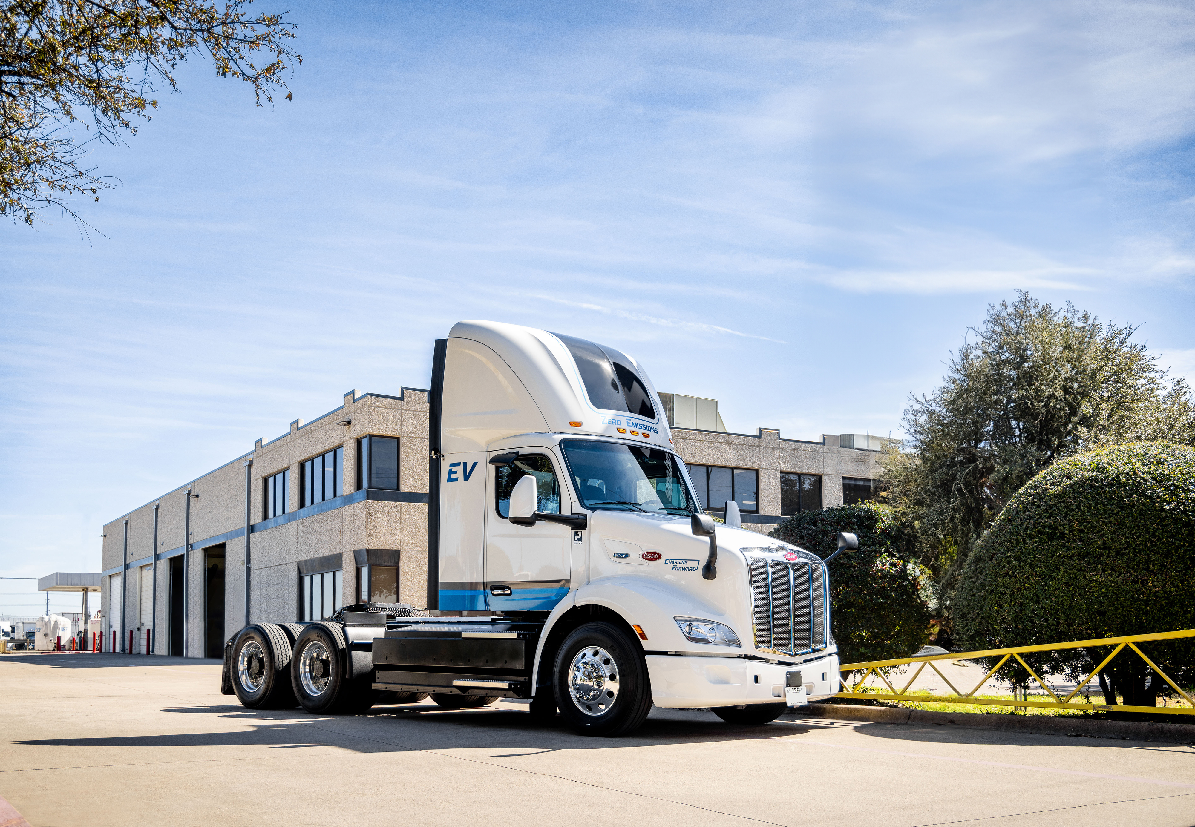 Accelera by Cummins, Daimler Truck and PACCAR Select Mississippi for ...